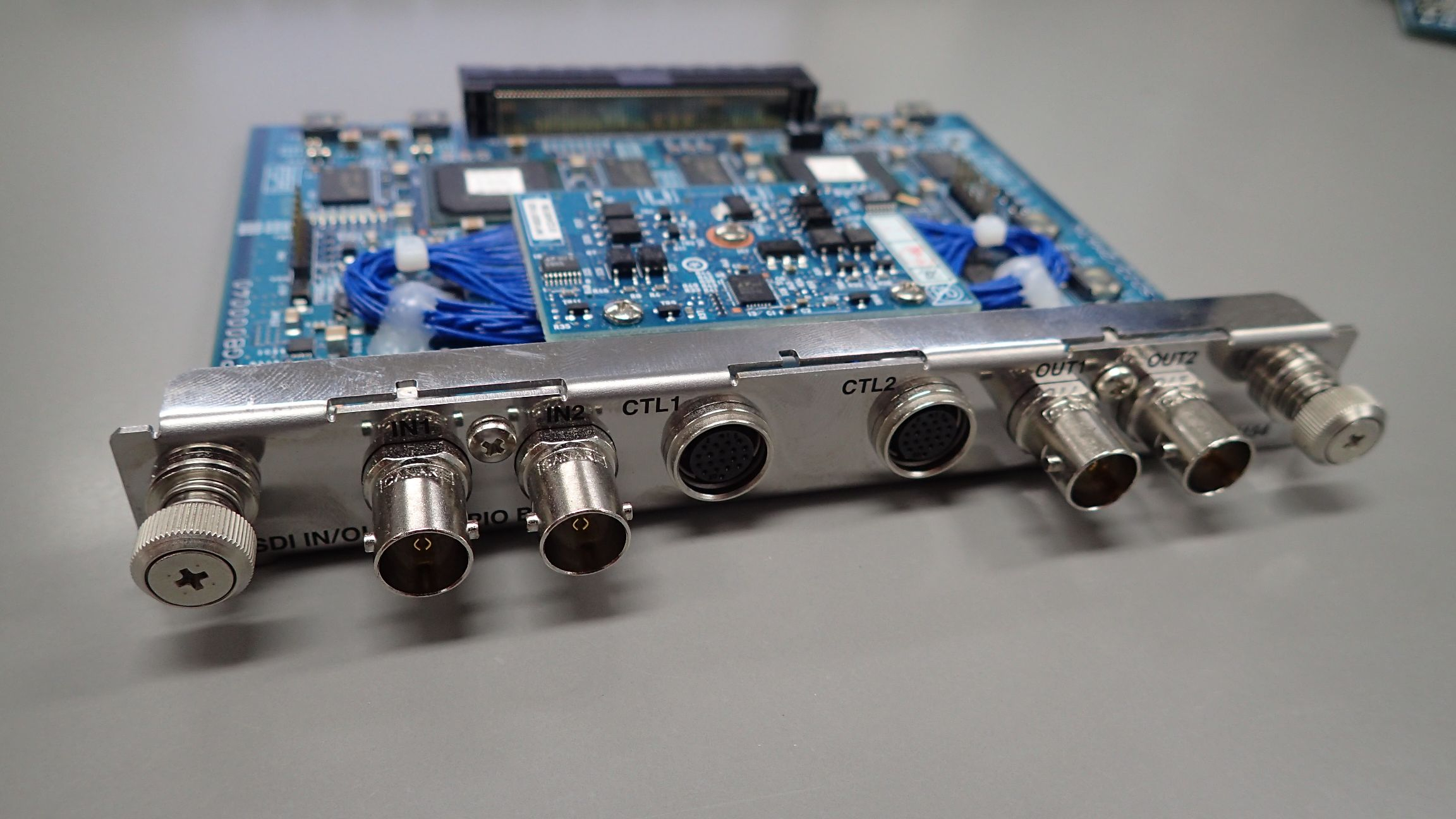 映像パケット化多重光伝送装置｜Ikegami